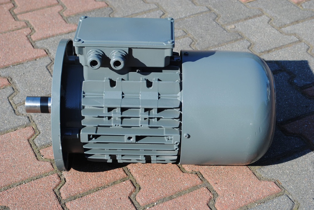 Silnik elektryczny kołnierzowy 4kw. 910obr./min.. - 7356242183 - oficjalne archiwum Allegro