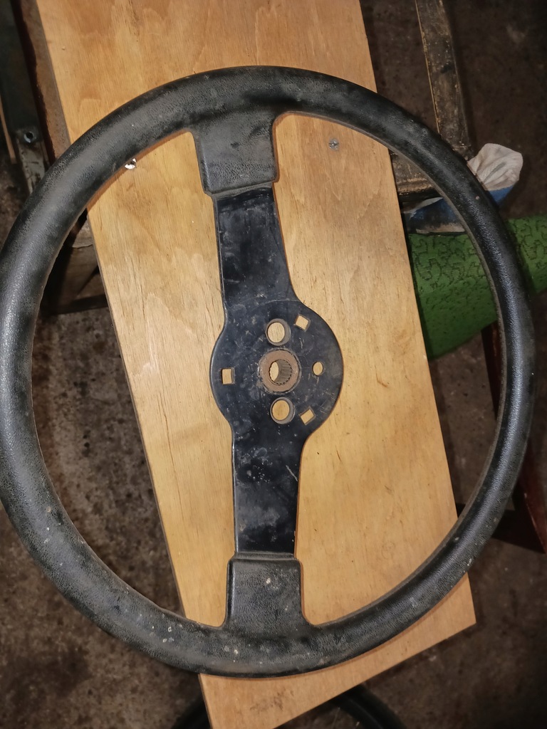 Kierownica Koło Fiat 126P 126 St Maluch Fl El - 13478408818 - oficjalne ...