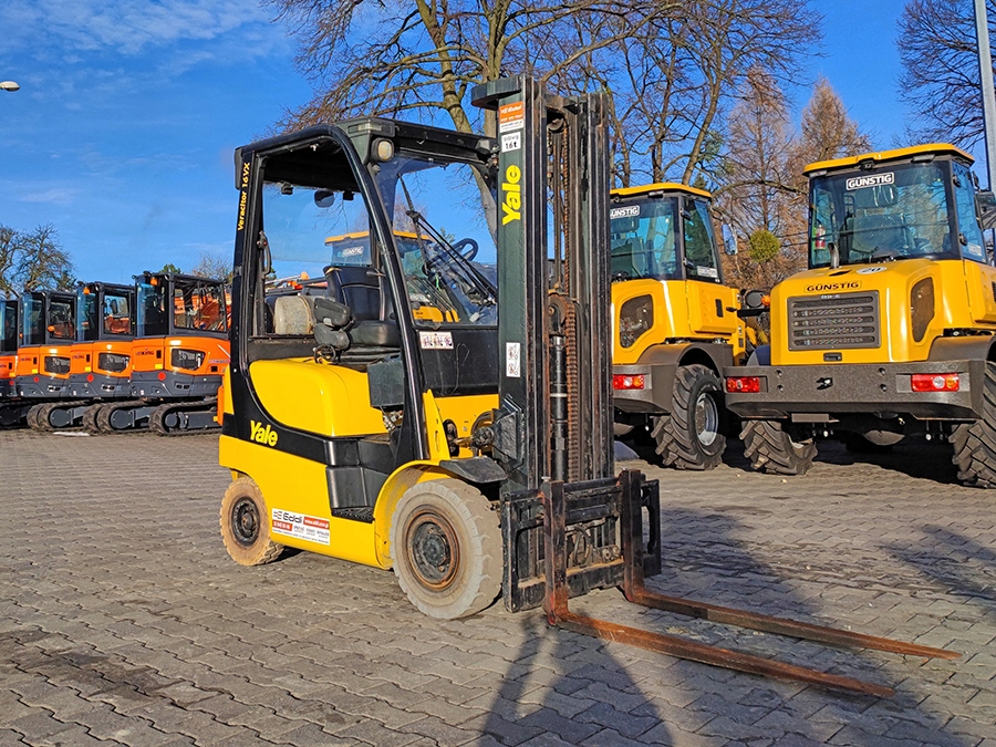 wózek widłowy Yale GLP16VX 1,6 t LPG triplex 4,3 m półkabina ...