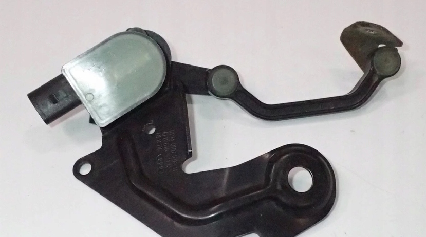 CZUJNIK POZIOMU ŚWIATEŁ AUDI RS6 A6 C6 4F0616571K - 7915484139 ...