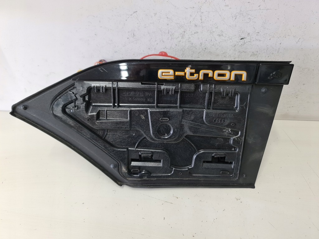 KLAPKA GNIAZDA ŁADOWANIA AUDI E-TRON 4KE810001A - 13919280742 ...