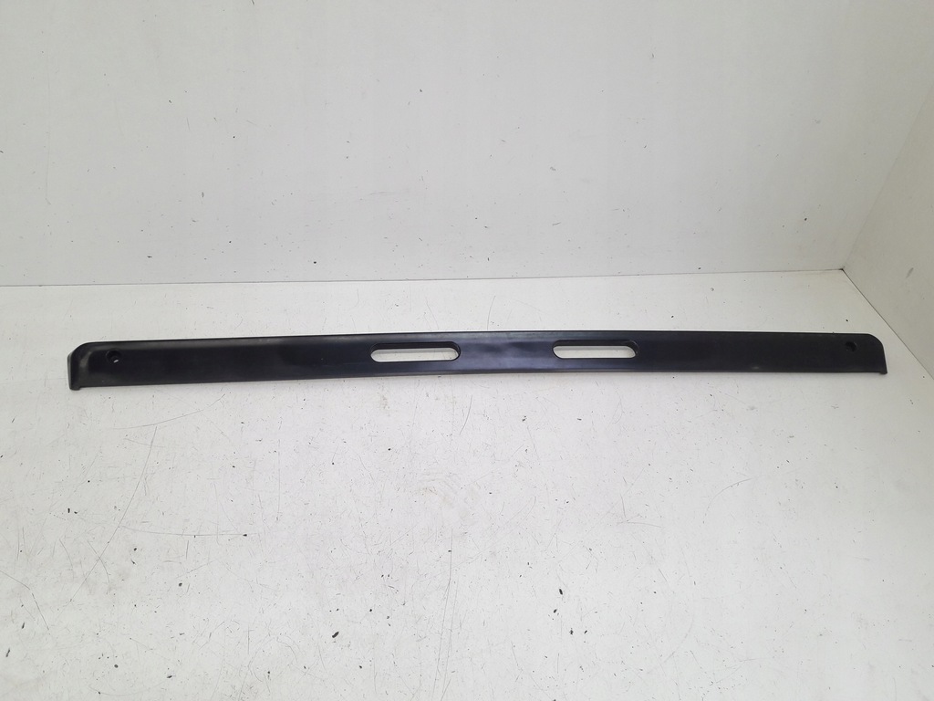 Listwa klapy 1247500193 Mercedes W124 - 12643336320 - oficjalne ...