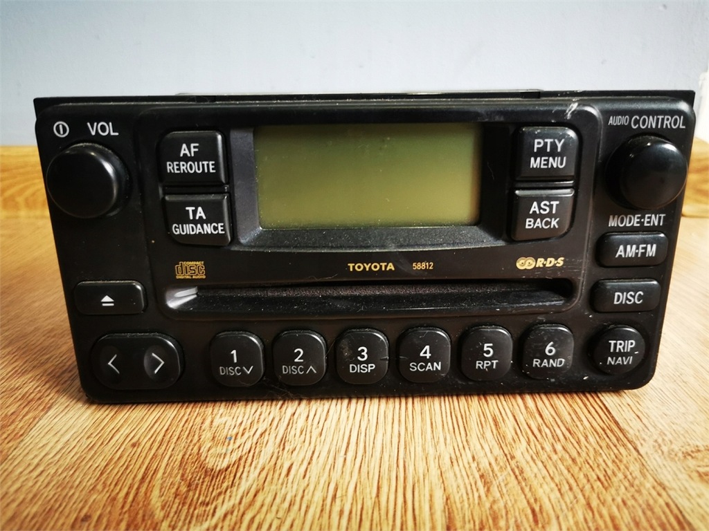 TOYOTA RAV-4 II 00-06 ORYGINALNE RADIO CD - 12509507656 - oficjalne ...