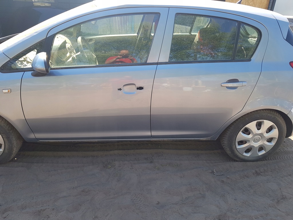 OPEL CORSA D Z163 DRZWI LEWE TYL TYLNE W KOLOR - 12672417187 ...