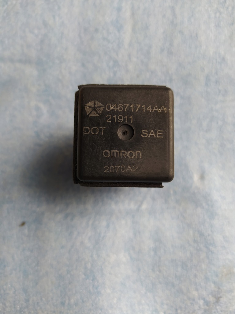 CHRYSLER PRZEKAŹNIK 04671714AA - 11431768171 - oficjalne archiwum Allegro