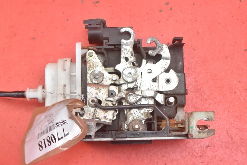 ZAMEK DRZWI LEWY PRZÓD EU AUDI A3 8L 3D 97R - 13978190130 - oficjalne archiwum Allegro