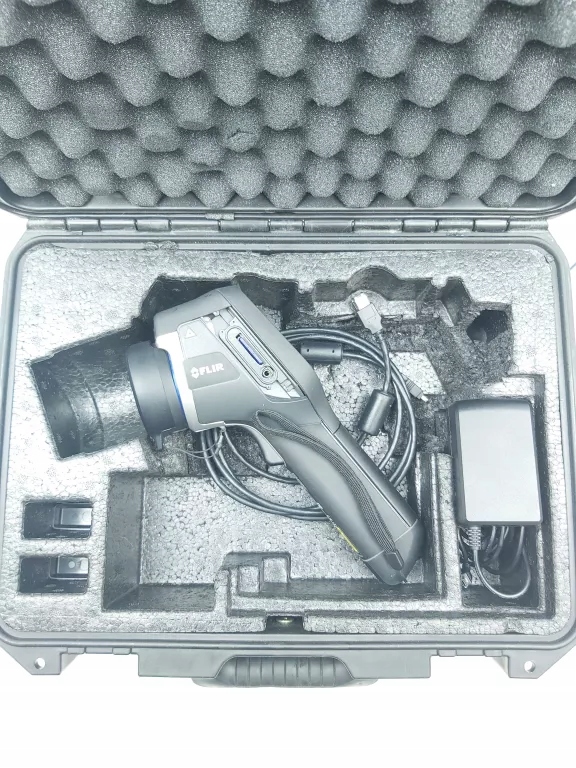 KAMERA TERMOWIZYJNA FLIR E60 NR.49010463 - 12462462459 - oficjalne archiwum Allegro