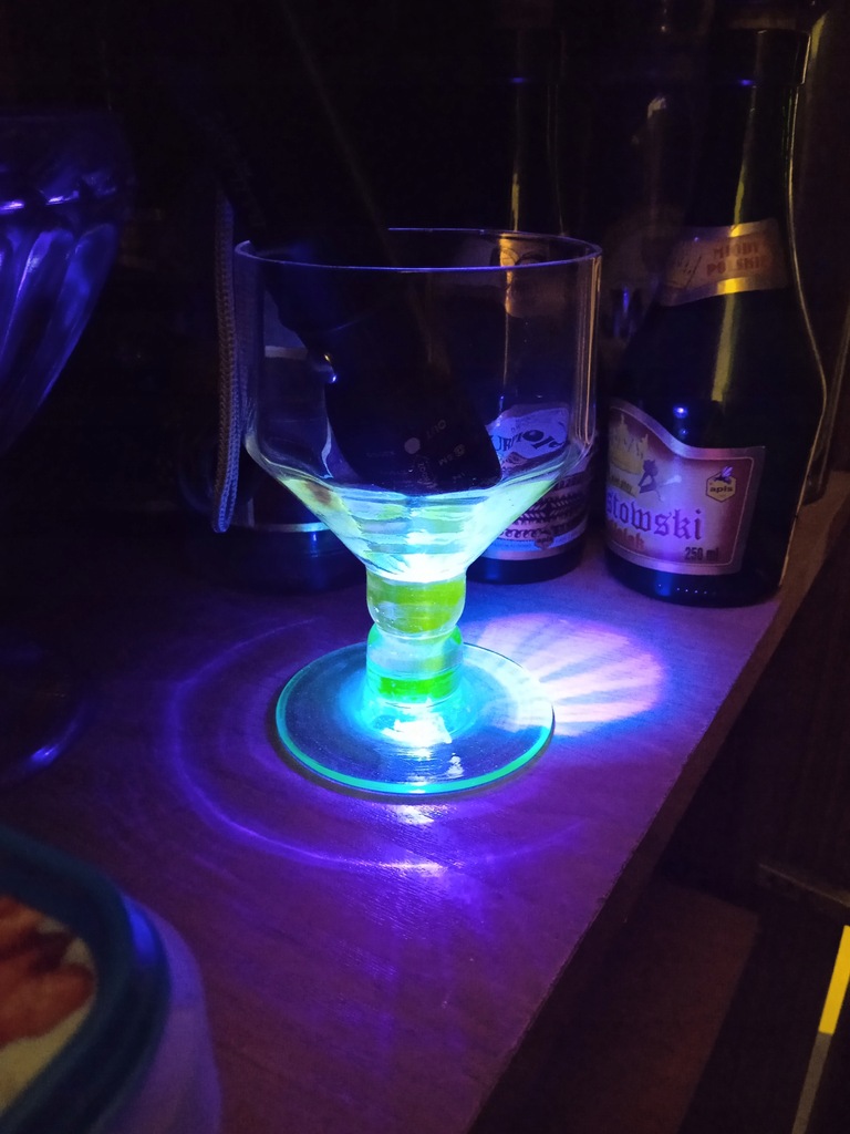 Kieliszek - remer art deco z uranową stopką. - 12599245099 - oficjalne ...