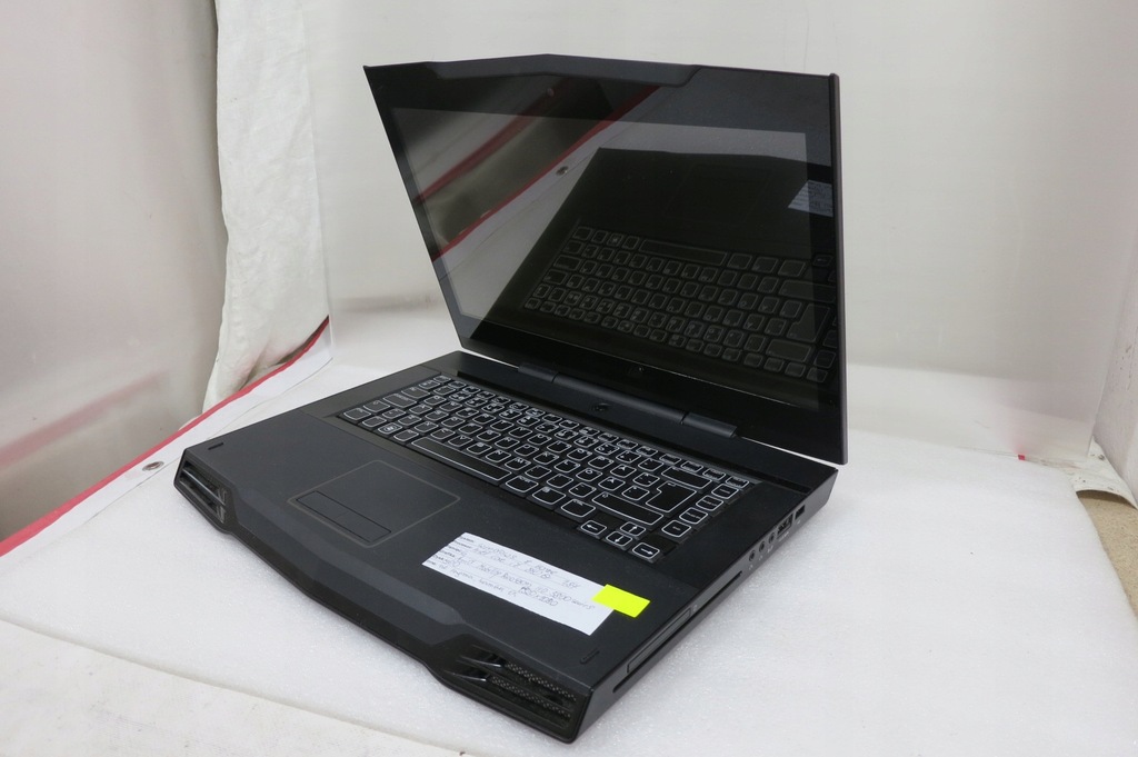 Laptop Dell Alienware M15x 15,4" i7 6GB 500GB BatX - 13674939270 ...
