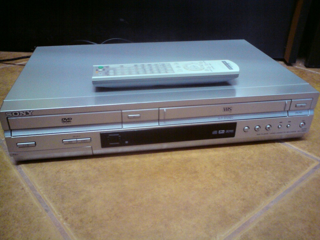 Sony SLV-D920 combo 2w1 DVD + VCR video VHS pilot - 12686806599 - oficjalne archiwum Allegro