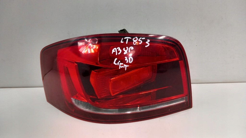 AUDI A3 8P LIFT HB 3D LAMPA TYŁ LEWA - 15700904850 - oficjalne archiwum Allegro