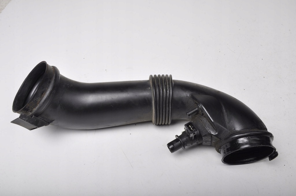 VOLVO V70 II R 2,5T RURA DOLOT POWIETRZA 30680447 - 12992646075 ...