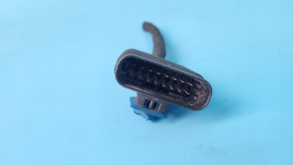 MERCEDES KOSTKA WTYCZKA A0001534524 16 PIN - 12292646345 - oficjalne ...