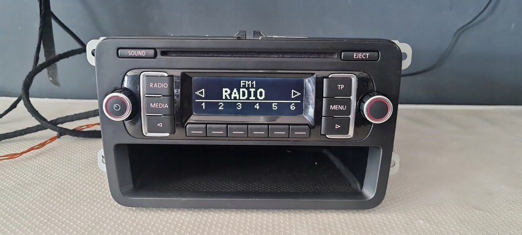 VW Caddy Golf IV Radio Cd Mp3 AUX 7E0035156B - 13769911942 - oficjalne ...