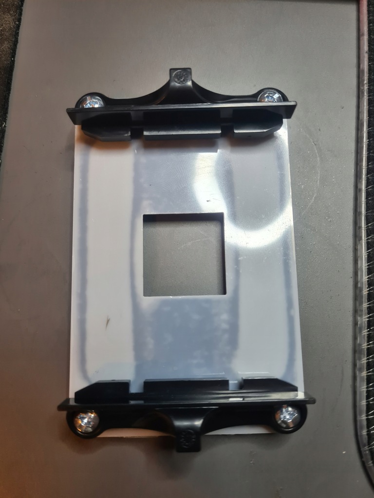 Mocowanie chłodzenia do płyt amd socket AM4 ryzen backplate ...