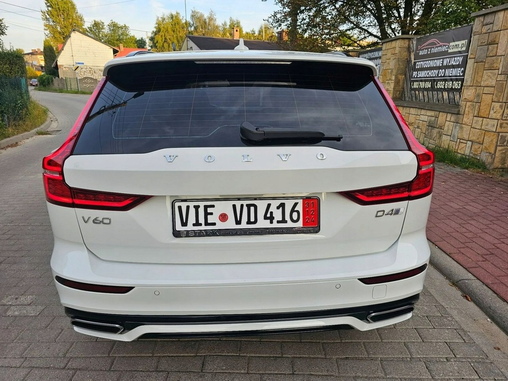 Volvo V60 200KM * R Designe * POLESTAR * ACC - 16921747031 - oficjalne ...