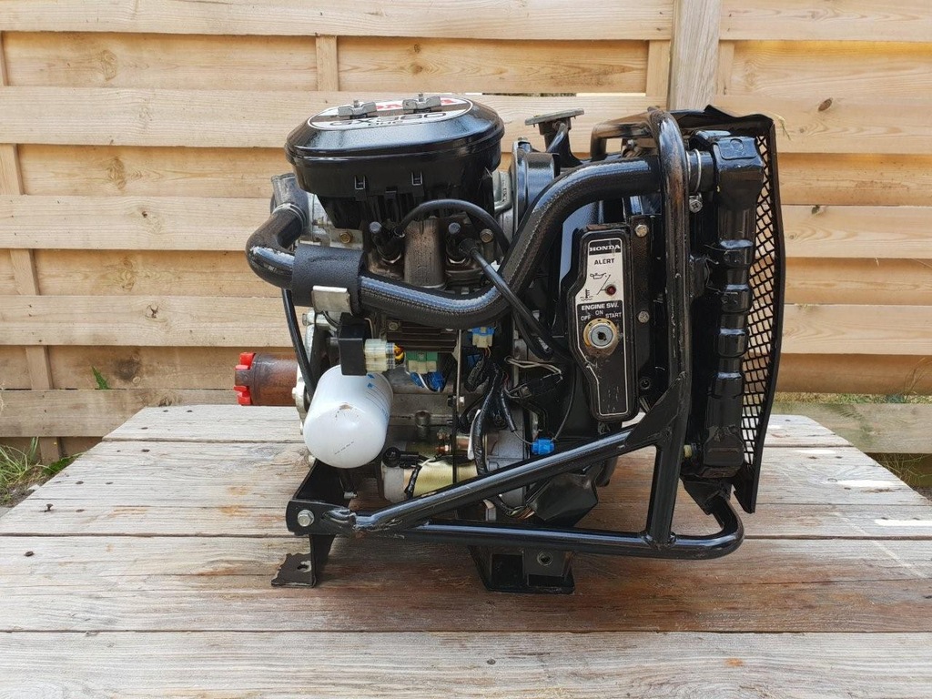 SILNIK SPALINOWY Benzynowy HONDA GX 360 12KM 390 - 7423171079 ...