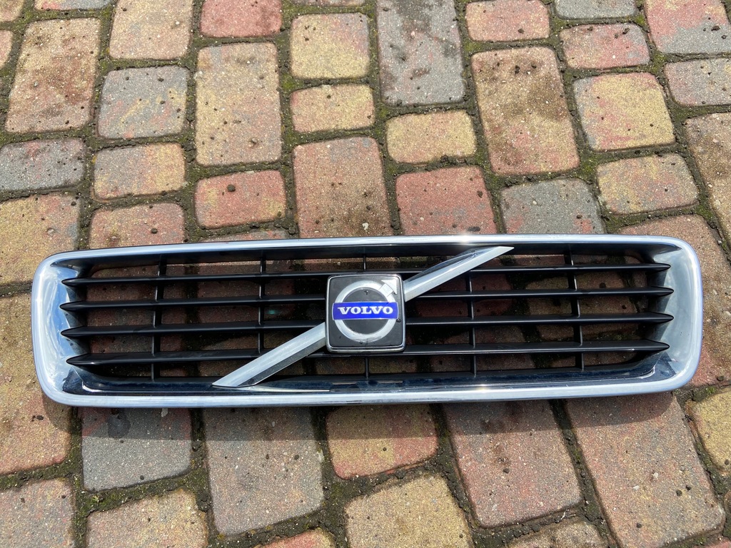 Volvo c30 grill atrapa chrom ORYGINAŁ IGŁA - 10739065802 - oficjalne ...