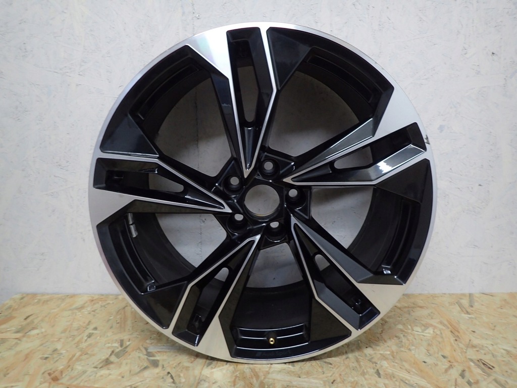 FELGA ALUMINIOWA AUDI S4 B9 S5 20'' 8W0601025EQ - 10151969693 ...