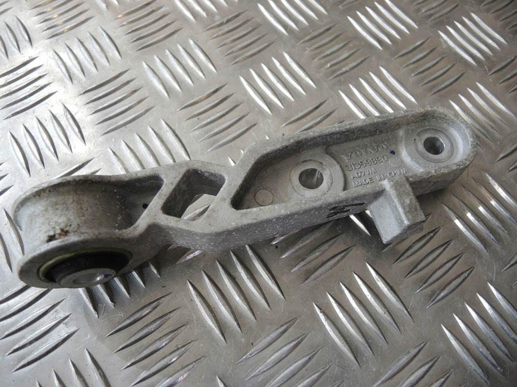 ŁAPA PODUSZKA VOLVO XC60 II T8 HYBRYDA 31359890 - 11859017973 ...