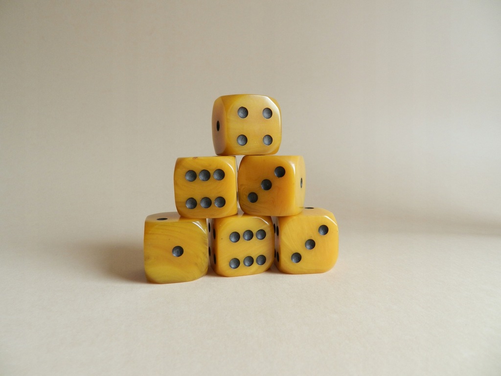 KOŚCI KOSTKI DO GRY CATALIN KATALIN amber BAKELIT - 12775867600 - oficjalne archiwum Allegro