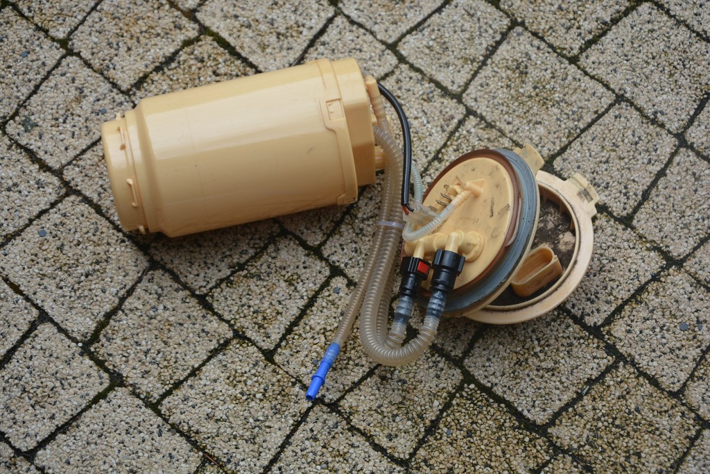 POMPA PALIWA AUDI Q7 3,0TDi 7L6919088F - 6900177451 - oficjalne ...