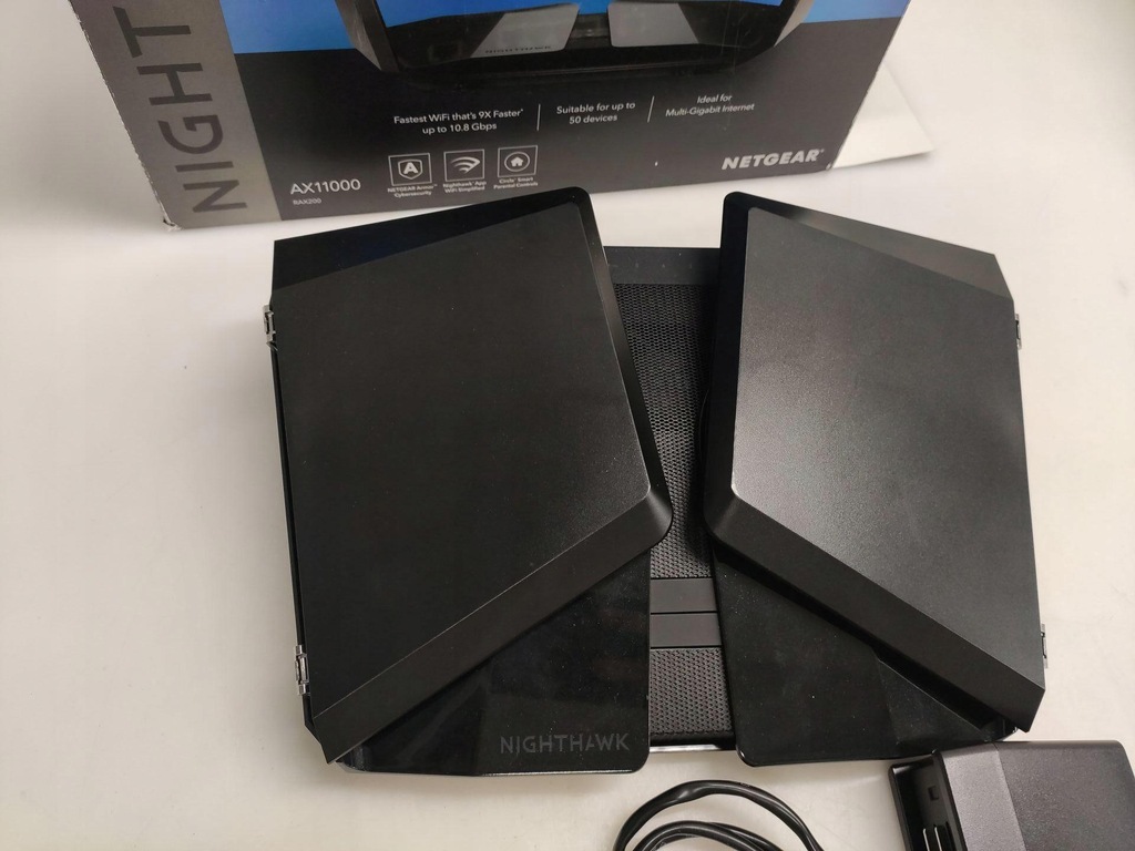 TRI-BAND AX12 12-STREAM WIFI 6 ROUTER nIGHTHAWK - 14686970115 ...