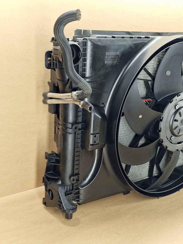 CHŁODNIC MERCEDES W204 W212 W218 W207 GLK CLS - 13147941613 - oficjalne ...