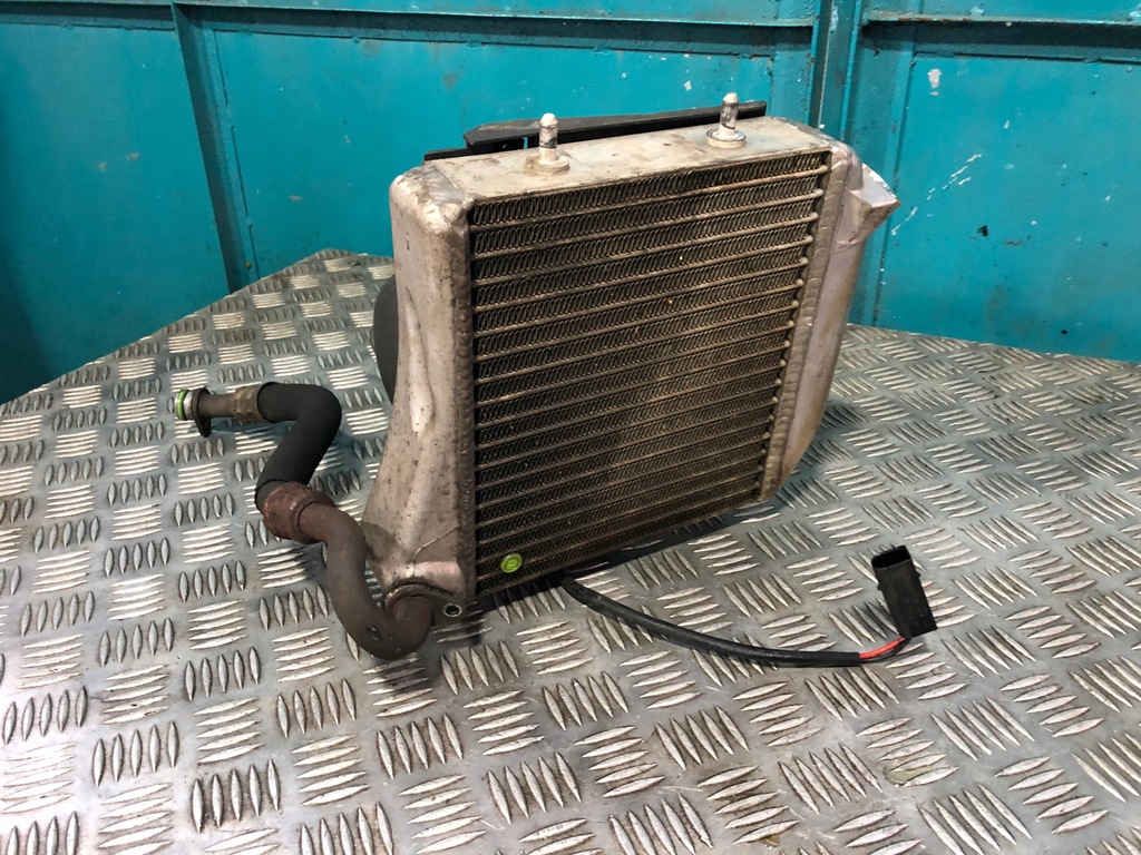 MERCEDES CLS W219 6,3 AMG CHŁODNICA OLEJU W211 - 10189964114 ...