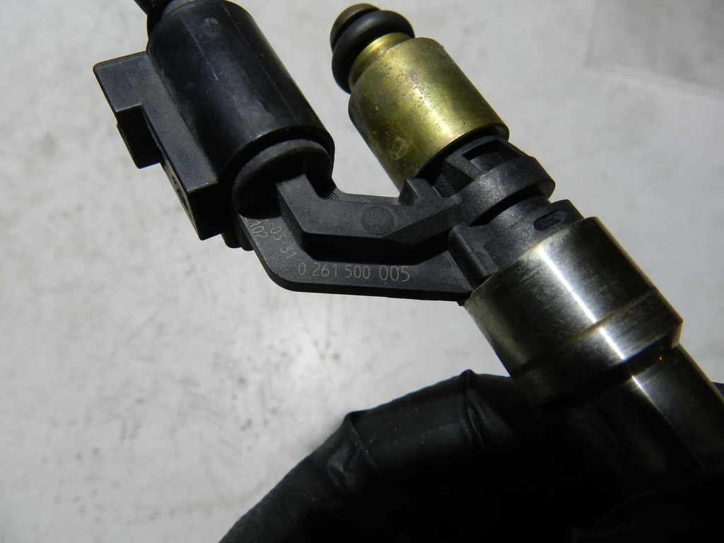 WTRYSKIWACZ BOSCH VW 1.4 FSI 036906036 0261500005 - 9093170880 ...