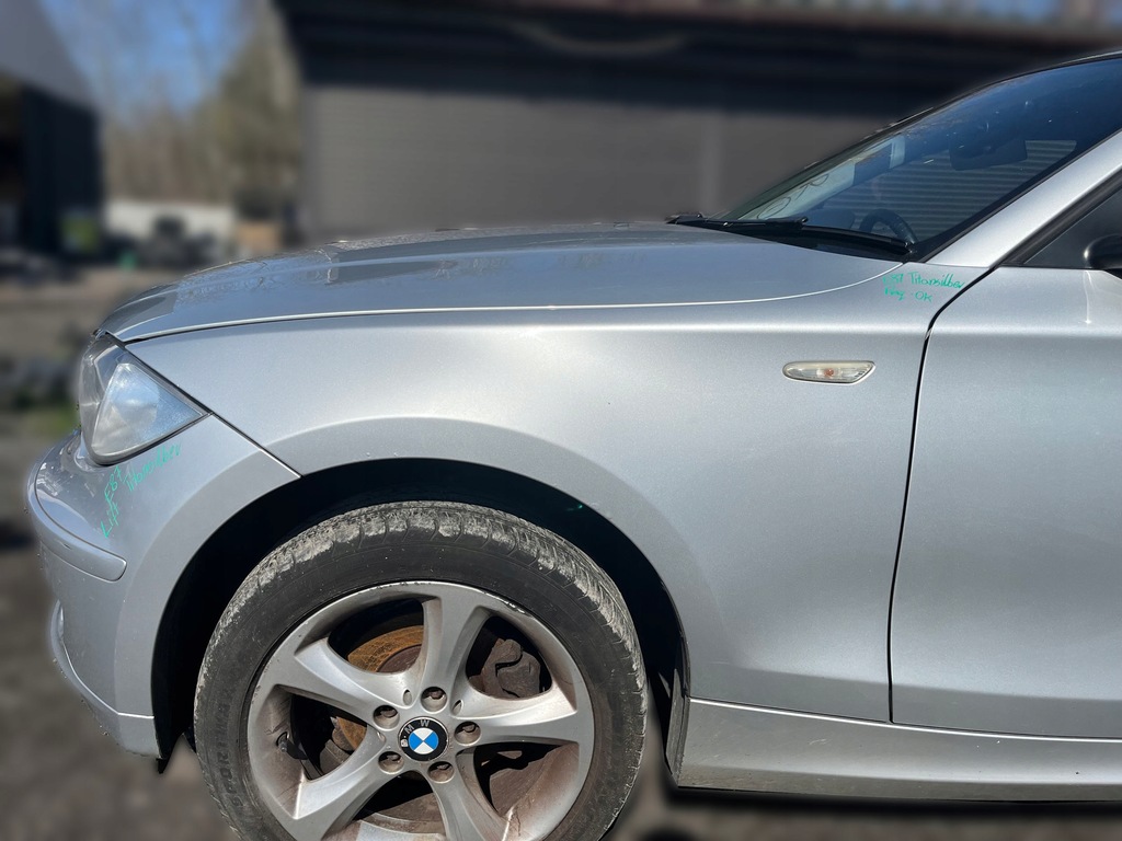 BMW E81 E82 E87 E88 Błotnik lewy przód Titansilber 354/7 - 15408722696 - oficjalne archiwum Allegro