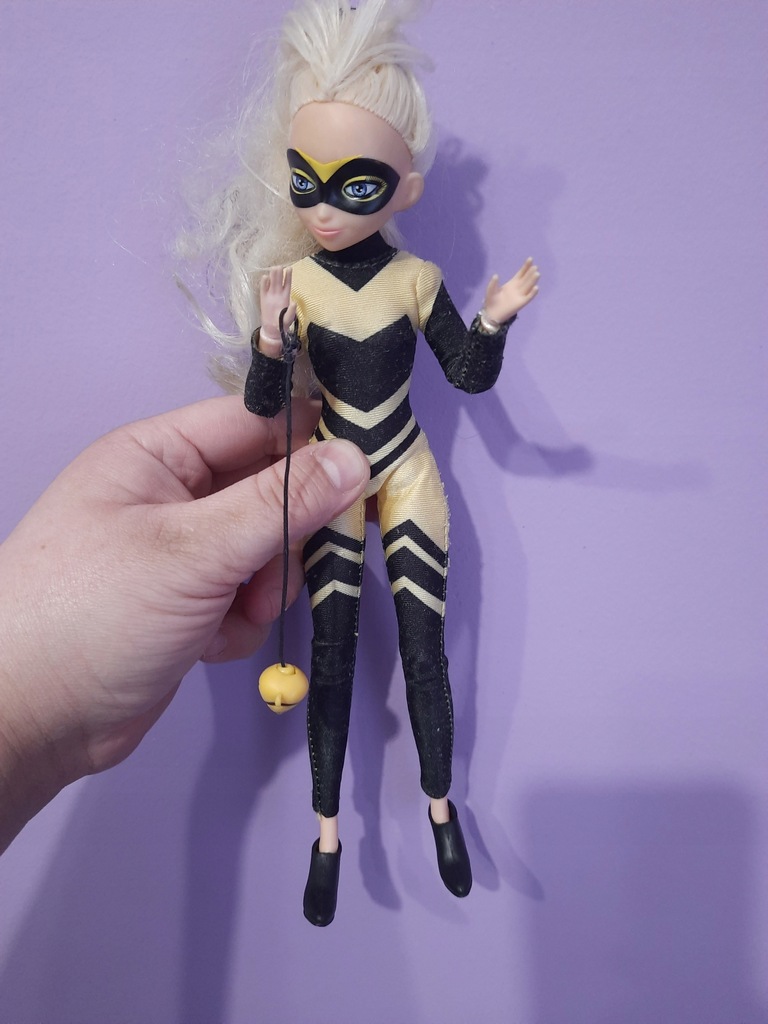 Biedronka I czarny Kot-Miraculum królowa Pszczół - 13516560398 ...