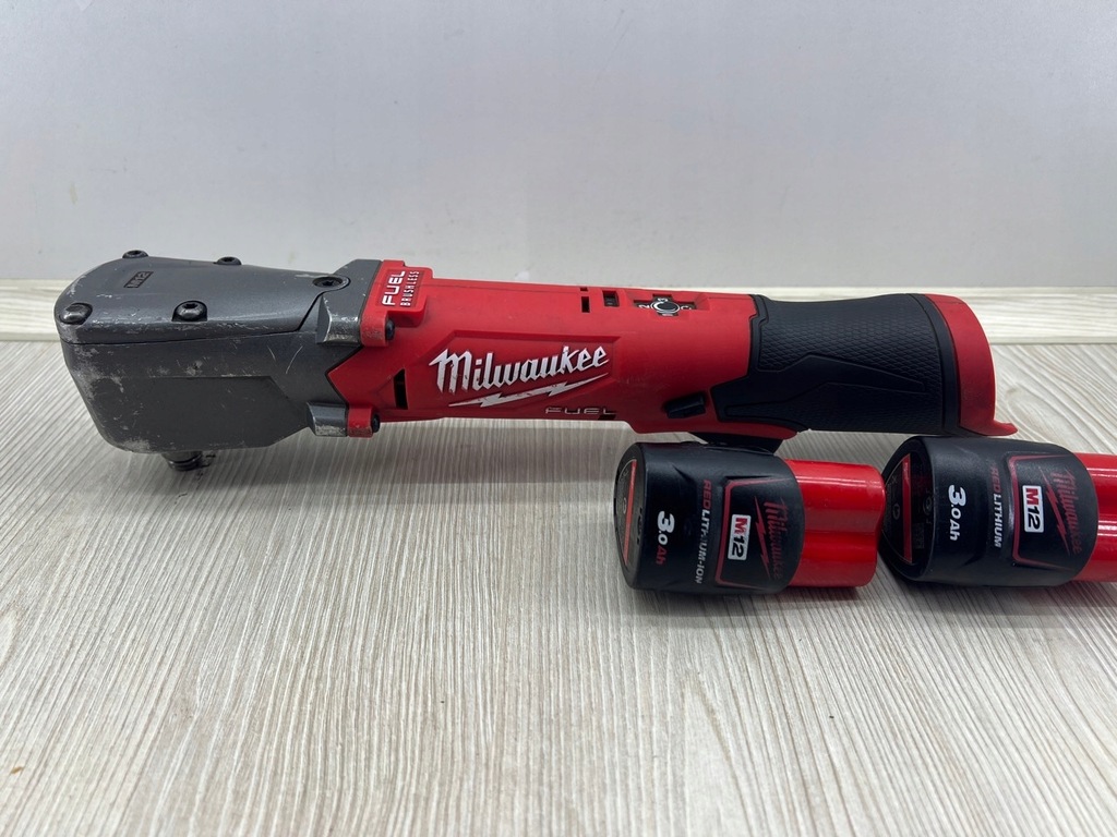 Klucz udarowy kątowy Milwaukee M12 FRAIWF12 2x3AH - 13989819792 - oficjalne archiwum Allegro