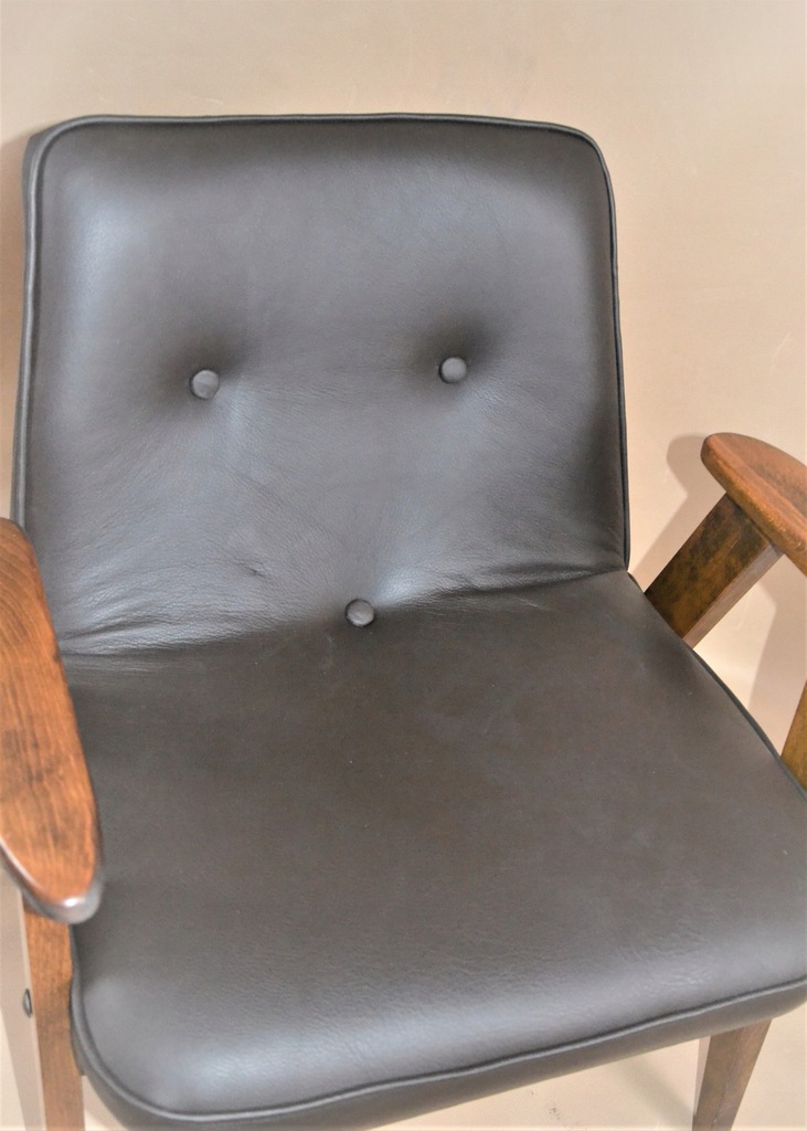 Fotel Chierowskiego skóra design PRL po renowacji - 7798062798 ... Fotel Chierowskiego skóra design PRL po renowacji - 7798062798 ...