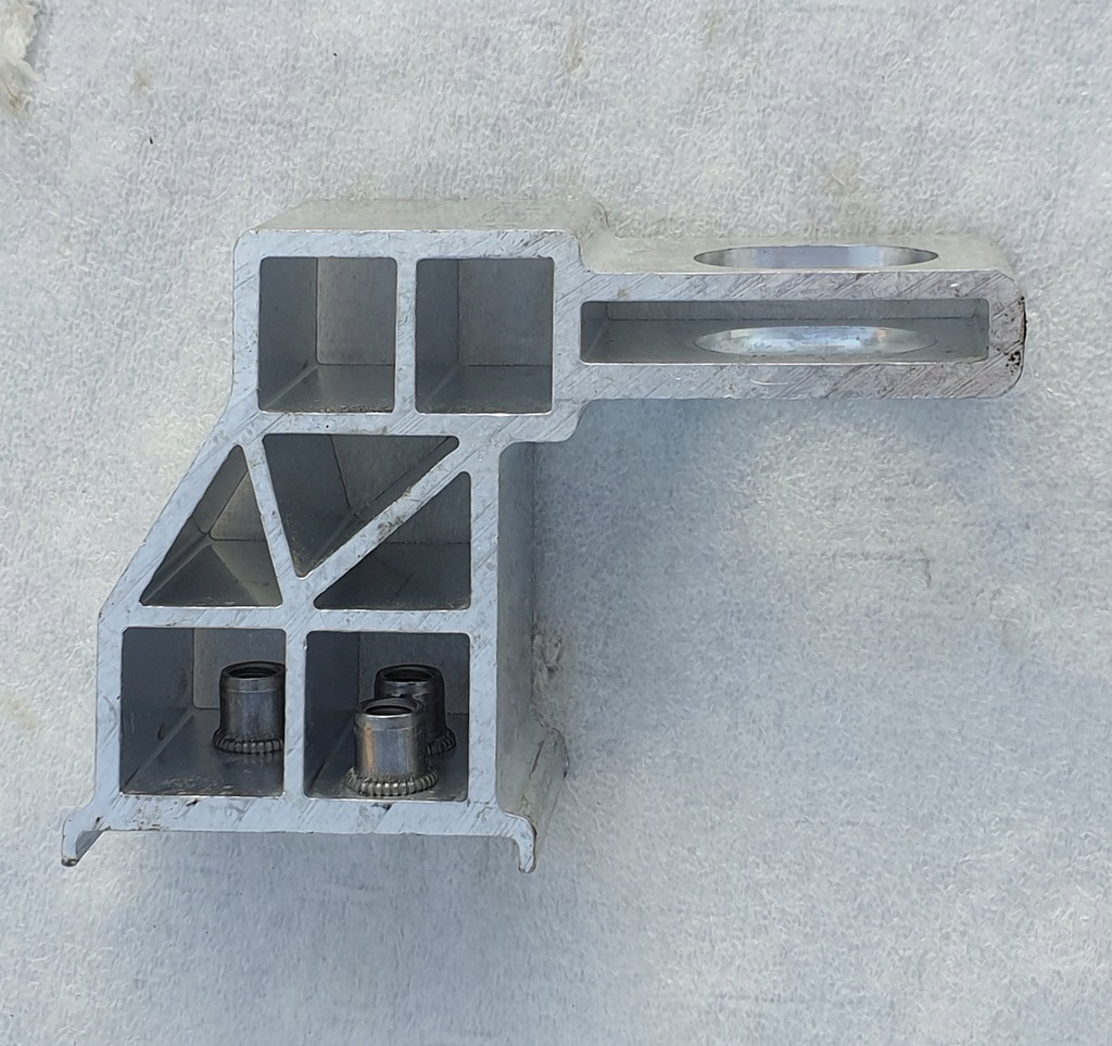 WSPORNIK CHŁODNIC PRAWY MERCEDES W213 A2135010720 - 8140218814 ...