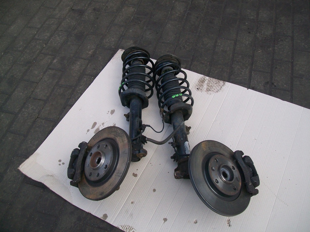 AMORTYZATORY SPRĘŻYNY ZWROTNICE TARCZE JAK NOWE CITROEN C3 C 3 1.1 ...