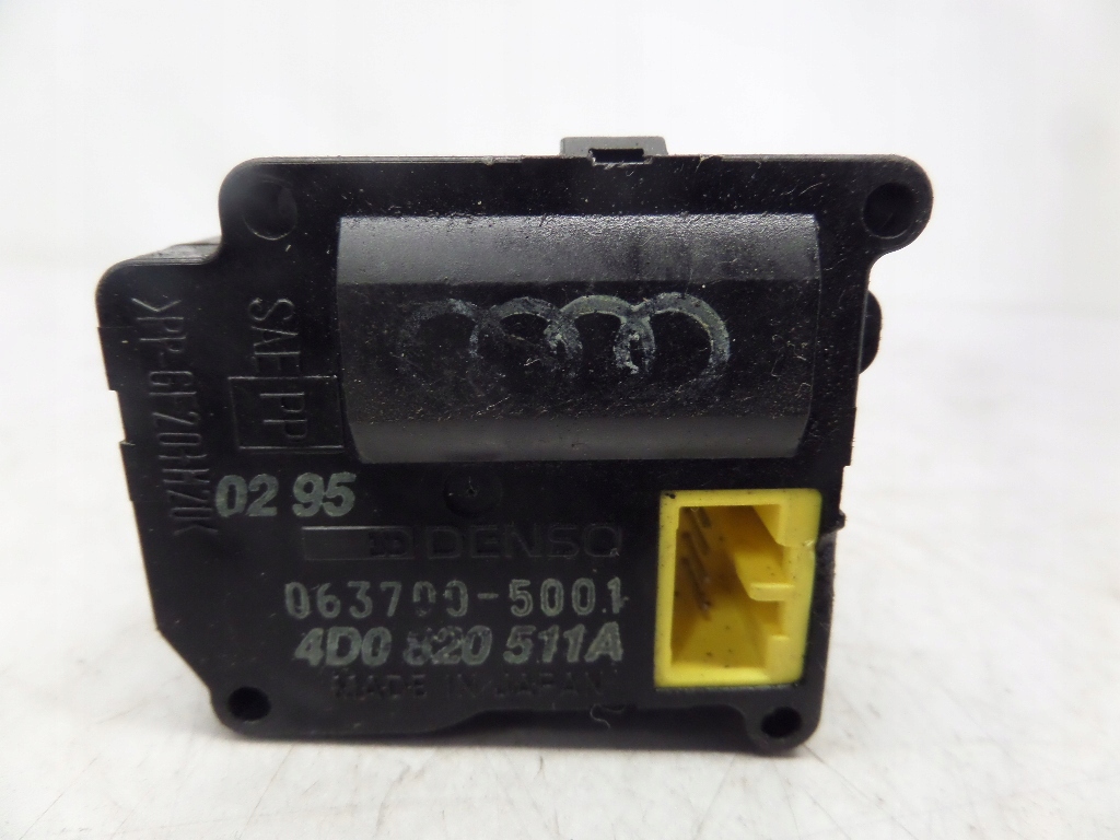 VW AUDI SILNICZEK NAGRZEWNICY 4D0820511A - 10875210478 - oficjalne ...