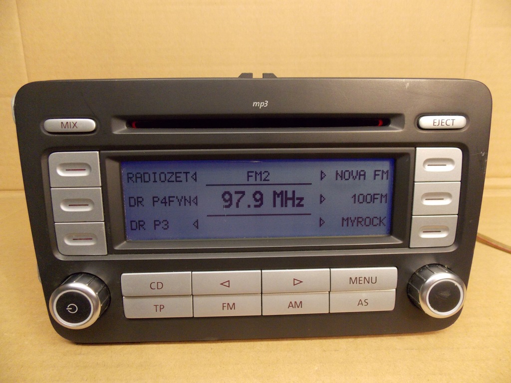 RADIO VW GOLF PASSAT CADDY TOURAN JETTA RCD300 MP3 - 13466472095 - oficjalne archiwum Allegro