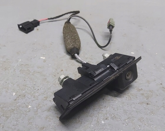 AUDI A4 B8 A5 Q5 A6 KAMERA COFANIA TYŁ 5N0827566C - 11834704983 ...