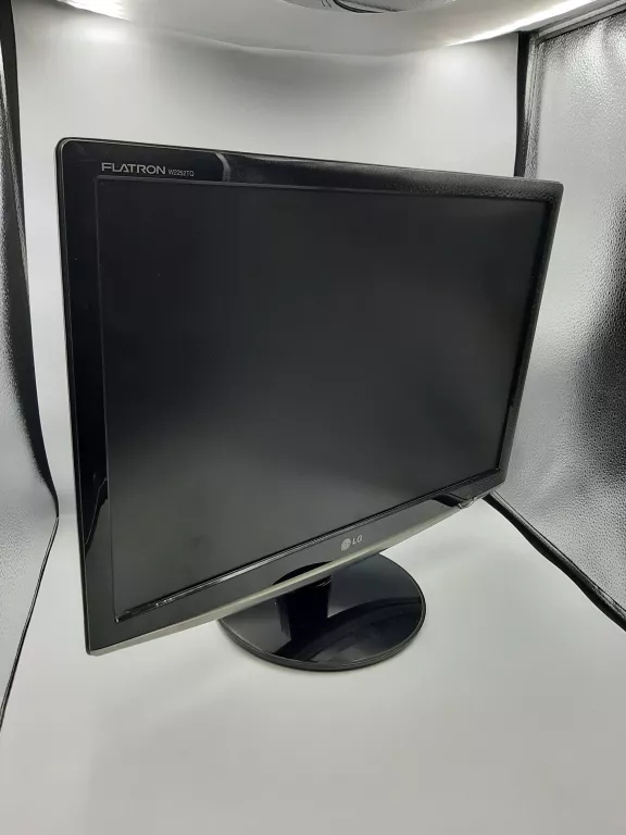 MONITOR LG FLATRON W2252-QT + KABLE - 12869547392 - oficjalne archiwum ...
