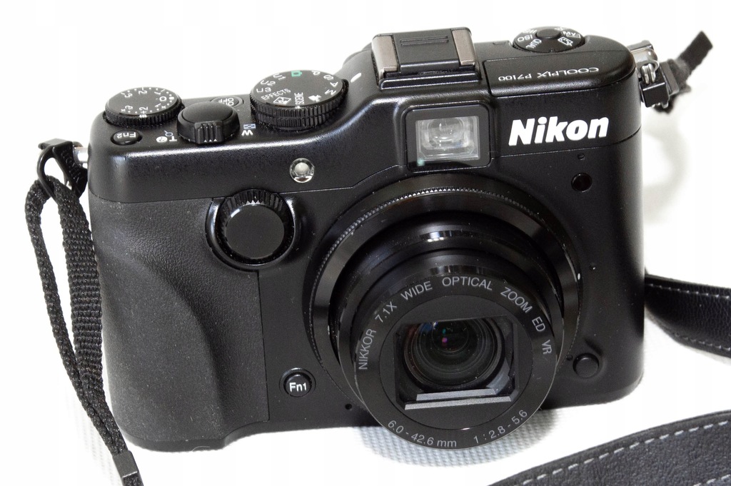 Aparat Nikon P7100 10Mpix EXPEED C2 1280x720 HD - 12373838190 ...