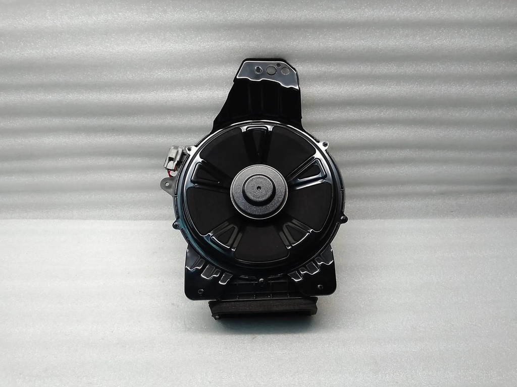 Volvo S90, V90 2020 SUBWOOFER 31489726 - 14921966991 - oficjalne ...