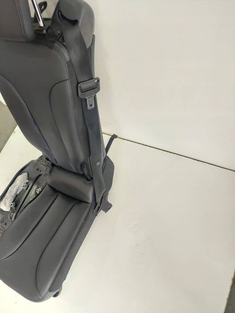 MERCEDES W251 SIÓDMY ŚRODKOWY DODATKOWY FOTEL - 12650529212 - oficjalne ...