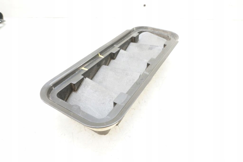 KRATKA WENTYLACYJNA BAGAŻNIKA LEWA VOLVO XC60 II - 13351908467 ...