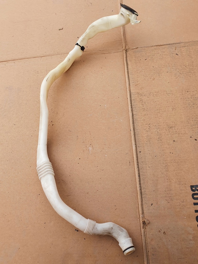 Wlew płynu do spryskiwaczy BMW F10 F11 F06 F12 F13 - 10863848538 ...