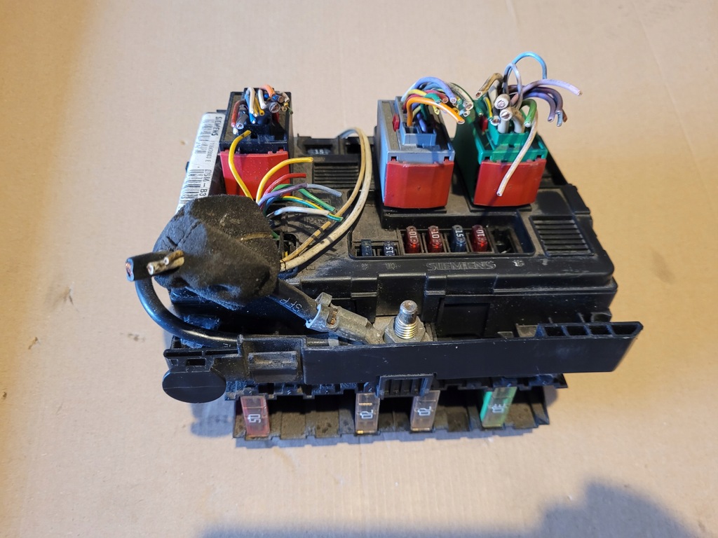 MODUŁ SKRZYNKA BSM B3 CITROEN C2 C3 C5 9643498880 - 14699941448 ...