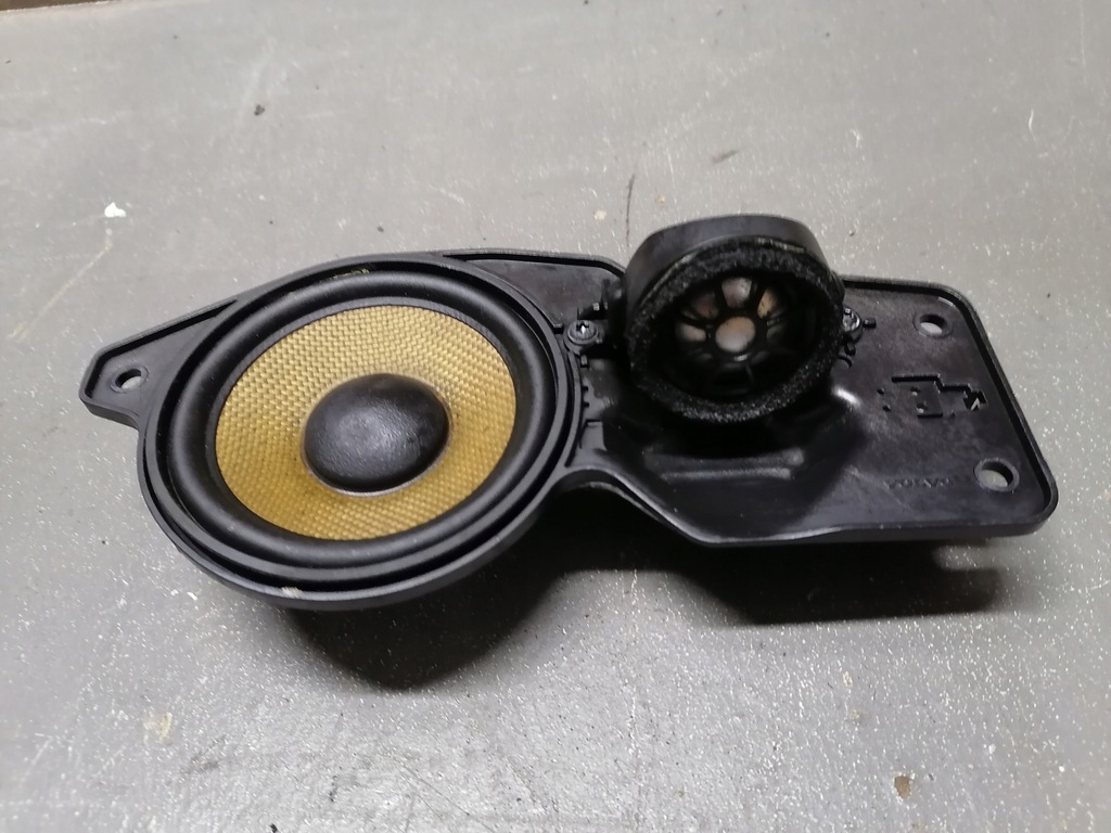 VOLVO XC90II srodkowy glosnik z deski OE 31350432 - 10662649392 ...