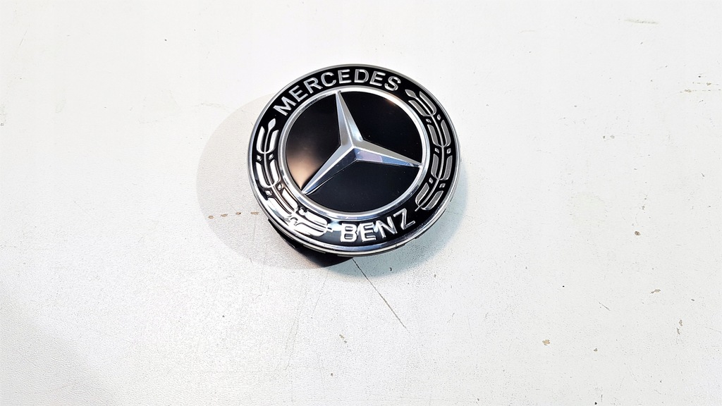 MERCEDES ZNACZEK NA KOŁO LOGO dekielek 2224002100 - 11169541931 ...