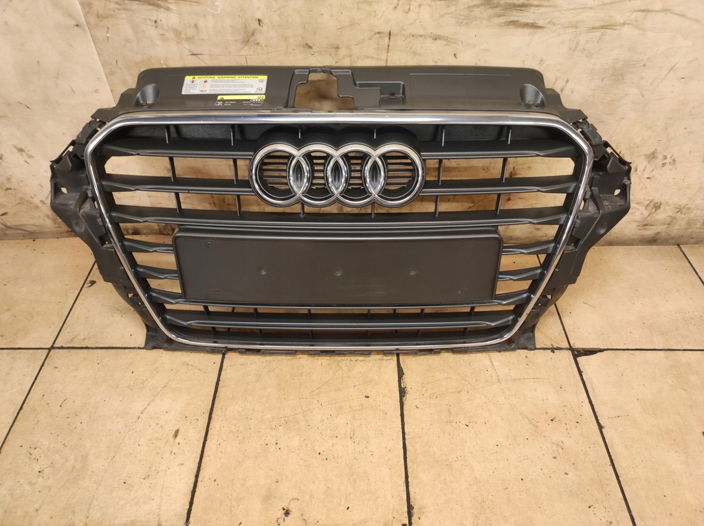 Grill atrapa zderzaka przód Audi A3 8V HB - 14929527000 - oficjalne archiwum Allegro