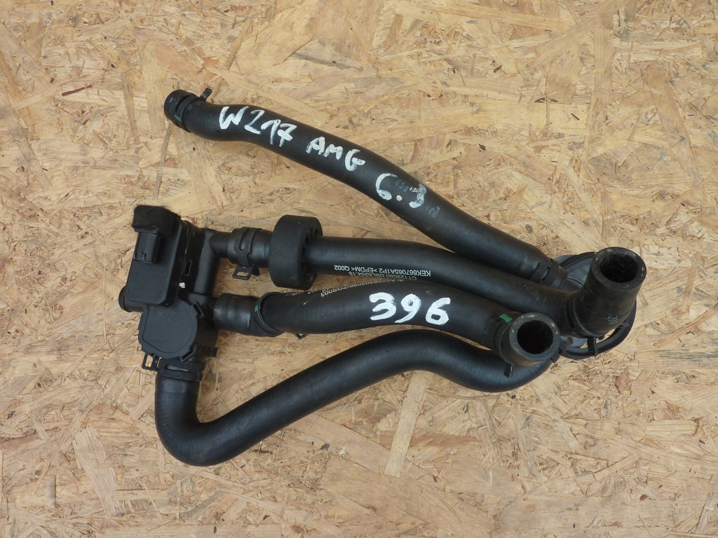 MERCEDES W217 6.3 AMG WĄŻ PRZEWÓD WODY A2228303696 - 7558732475 ...